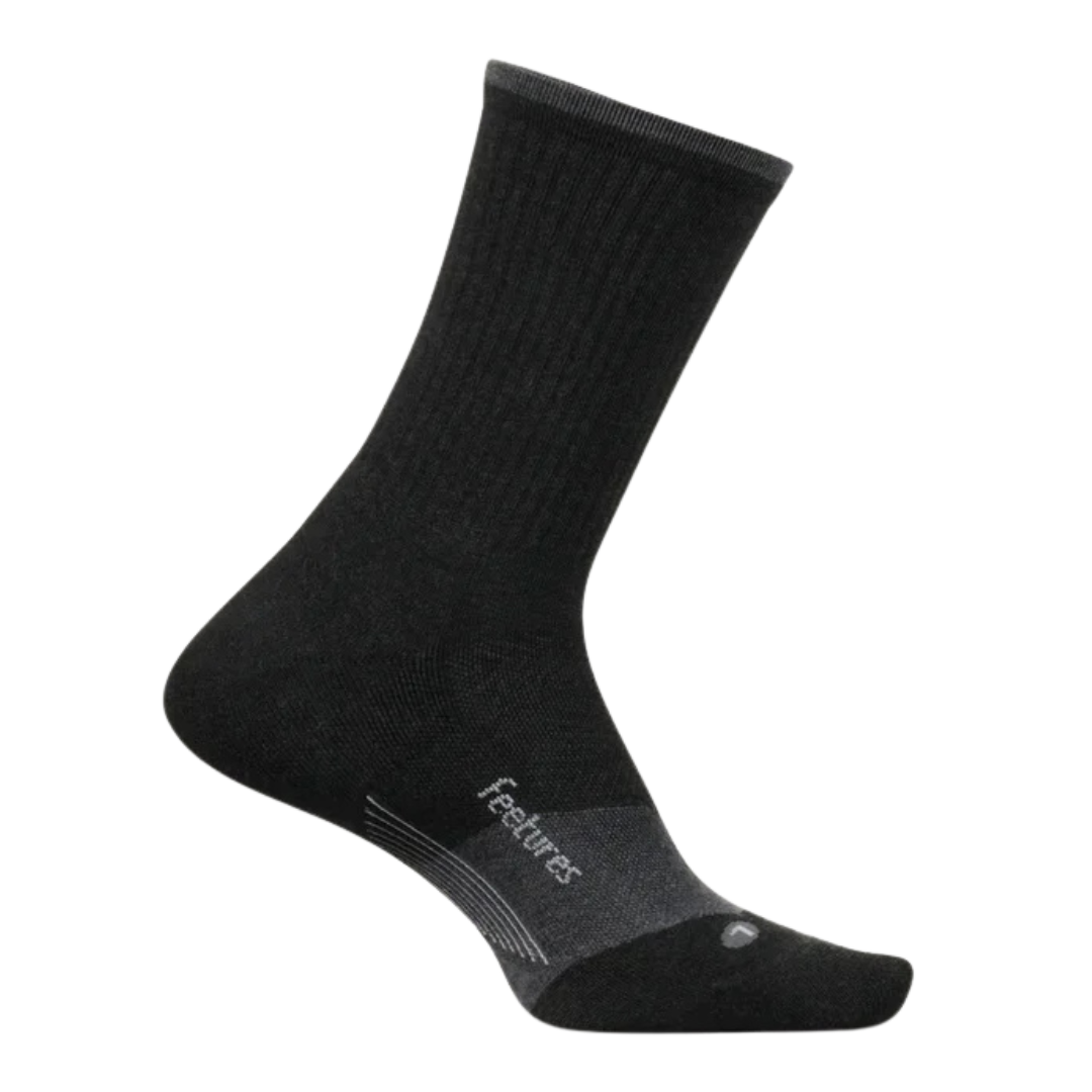 Buy Feetures Compression Ankle Socks For Trail Running | Aid Station
